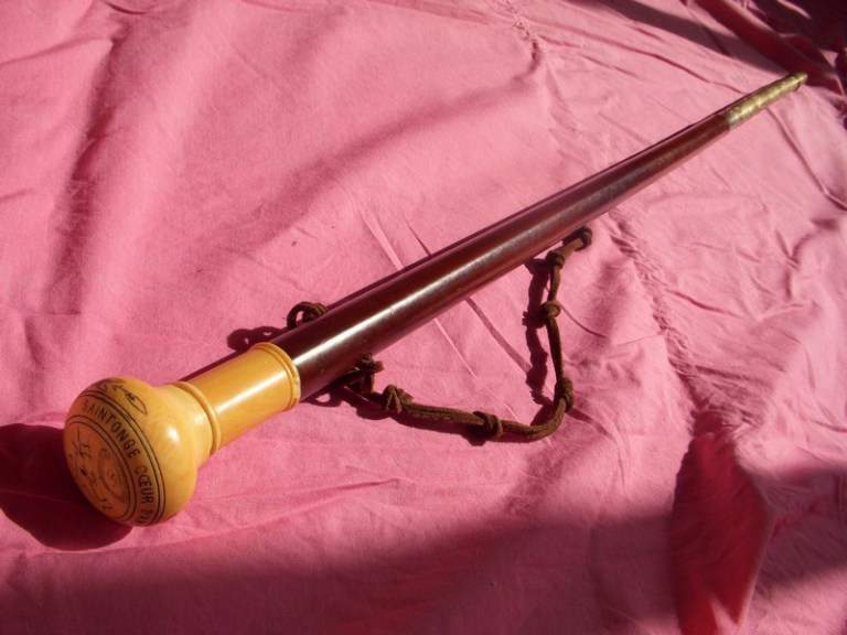 The sticks of Joinville : What is French Baton? – HEMA MISFITS (I don't ...